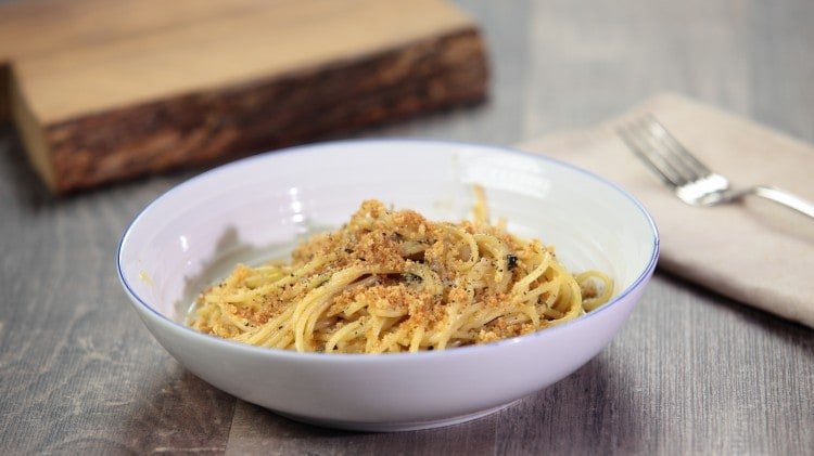 Spaghetti alla Carrettiera. La Sicilia in tavola: la ricetta